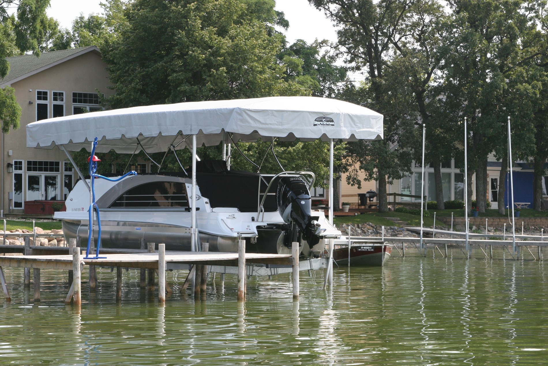 Boat Lifts | Lift Options | ShoreStation®